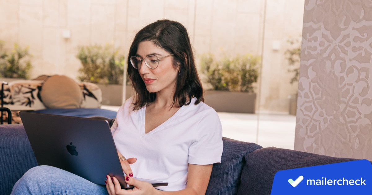 How To Validate Email With Javascript Tutorial And Sample Code